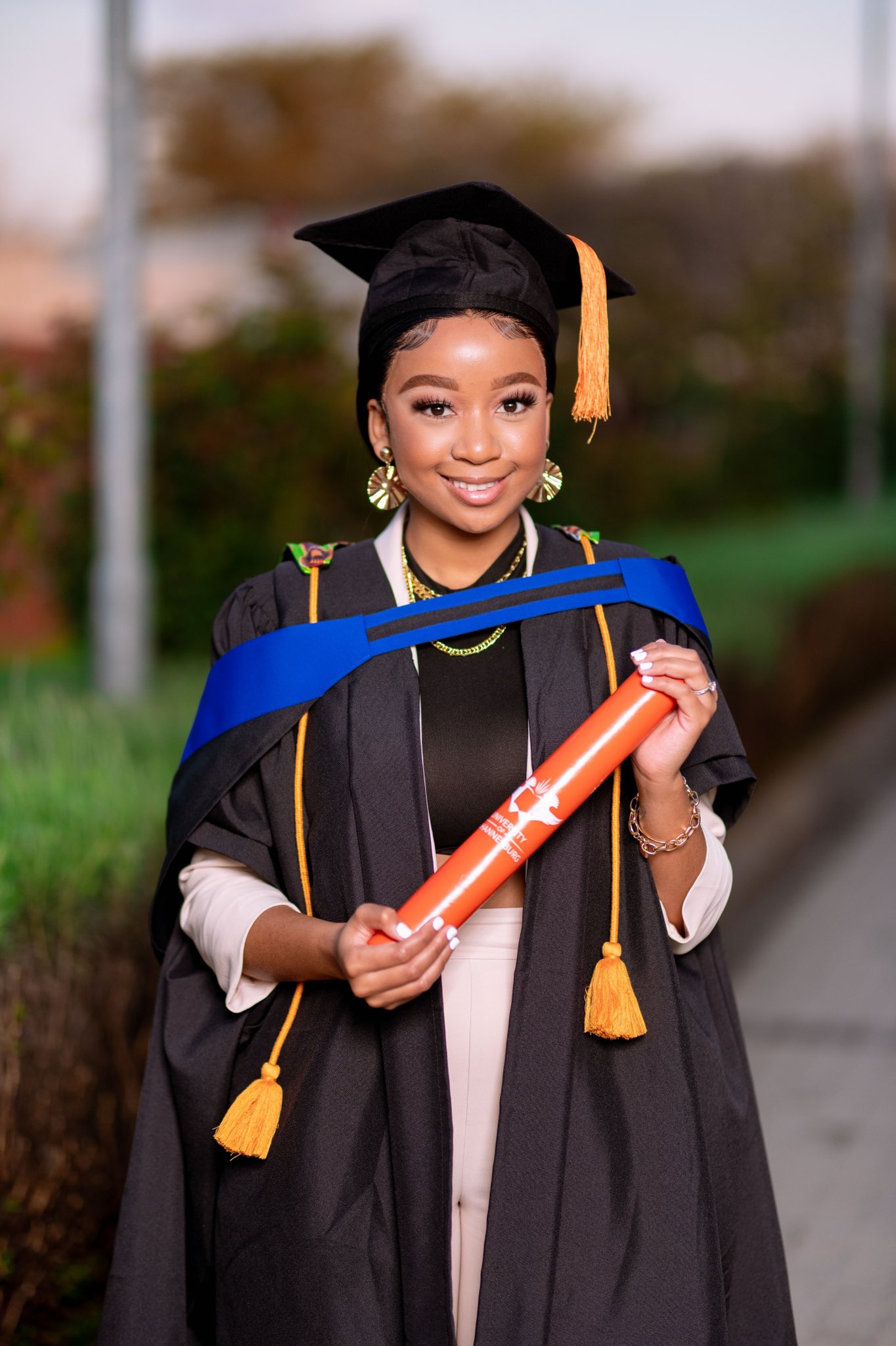 Tshiamo Smith, A South African Lady Graduates with 15 Distinctions ...